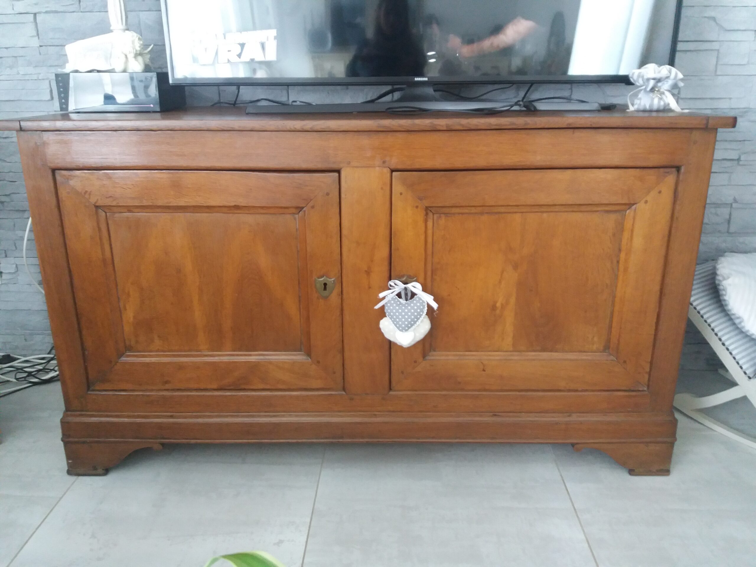 Bahut 2 portes - France Estimations