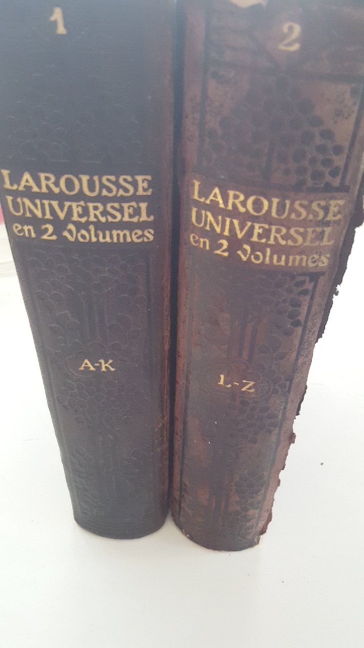 Estimation Livre, manuscrit: larousse universel en 2 volumes 1923