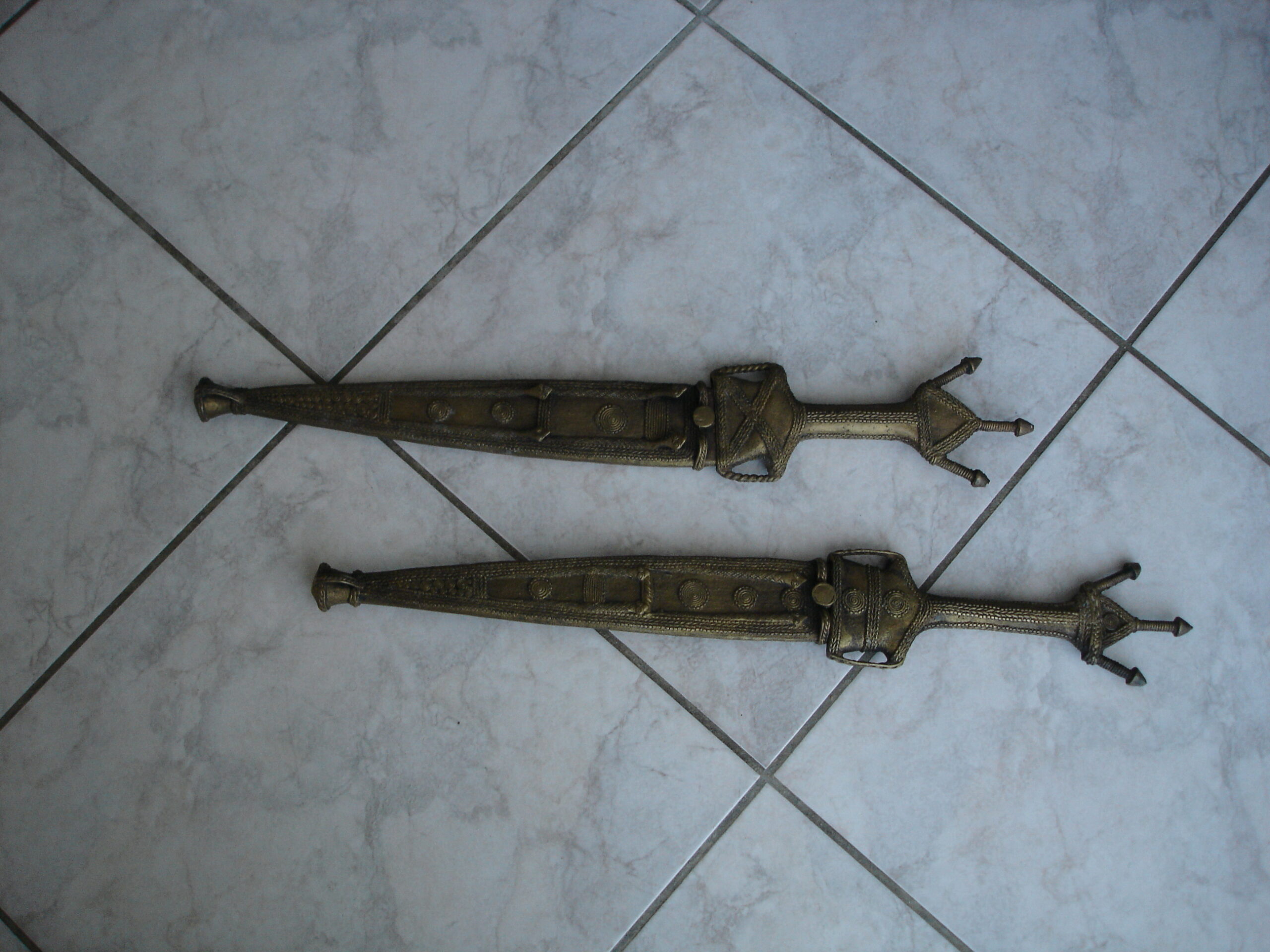 POIGNARDS - France Estimations