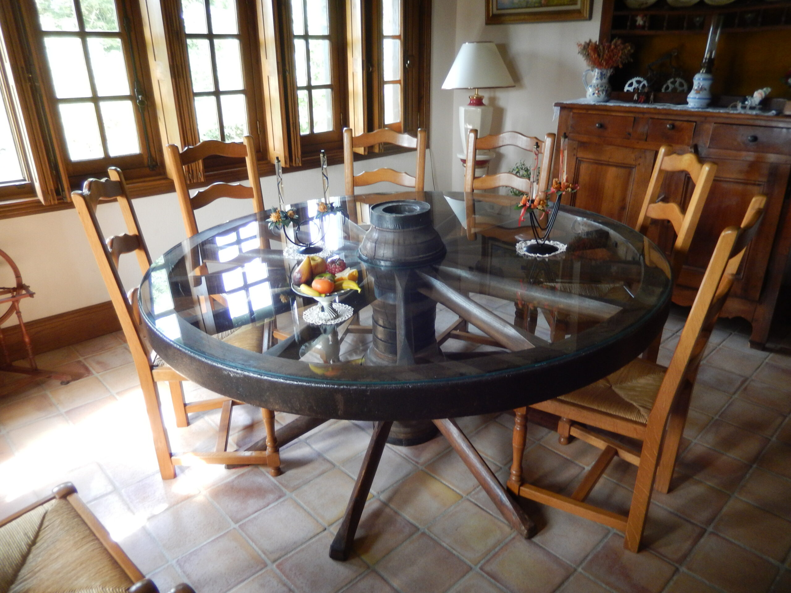 table avec roue de charette - France Estimations