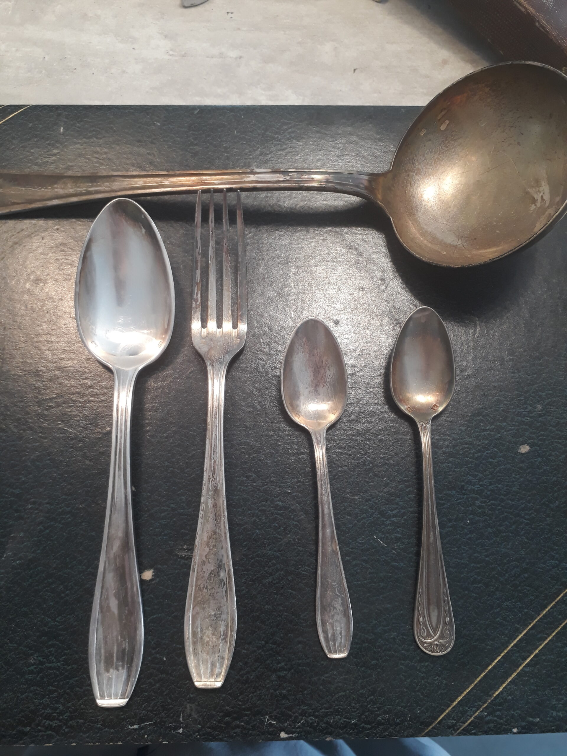 : Métal alliage blanc